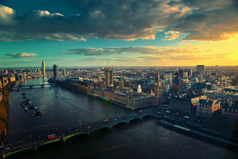 Maximize Your Thames River Experience with 6 Exciting Activities